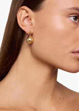 The Julie Earrings in gold or silver | LIÉ STUDIO